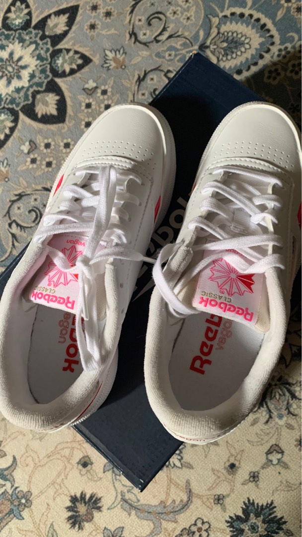 Snickers, Men's Fashion, Footwear, Sneakers on Carousell