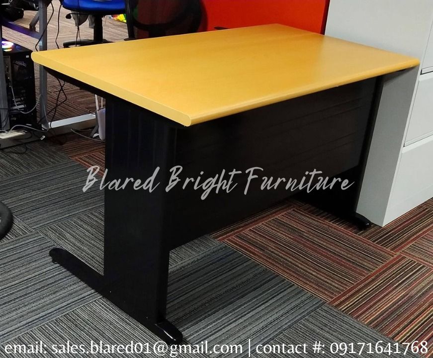 steel legs office staff manager freestanding table | PARTITION CUBICLE ...