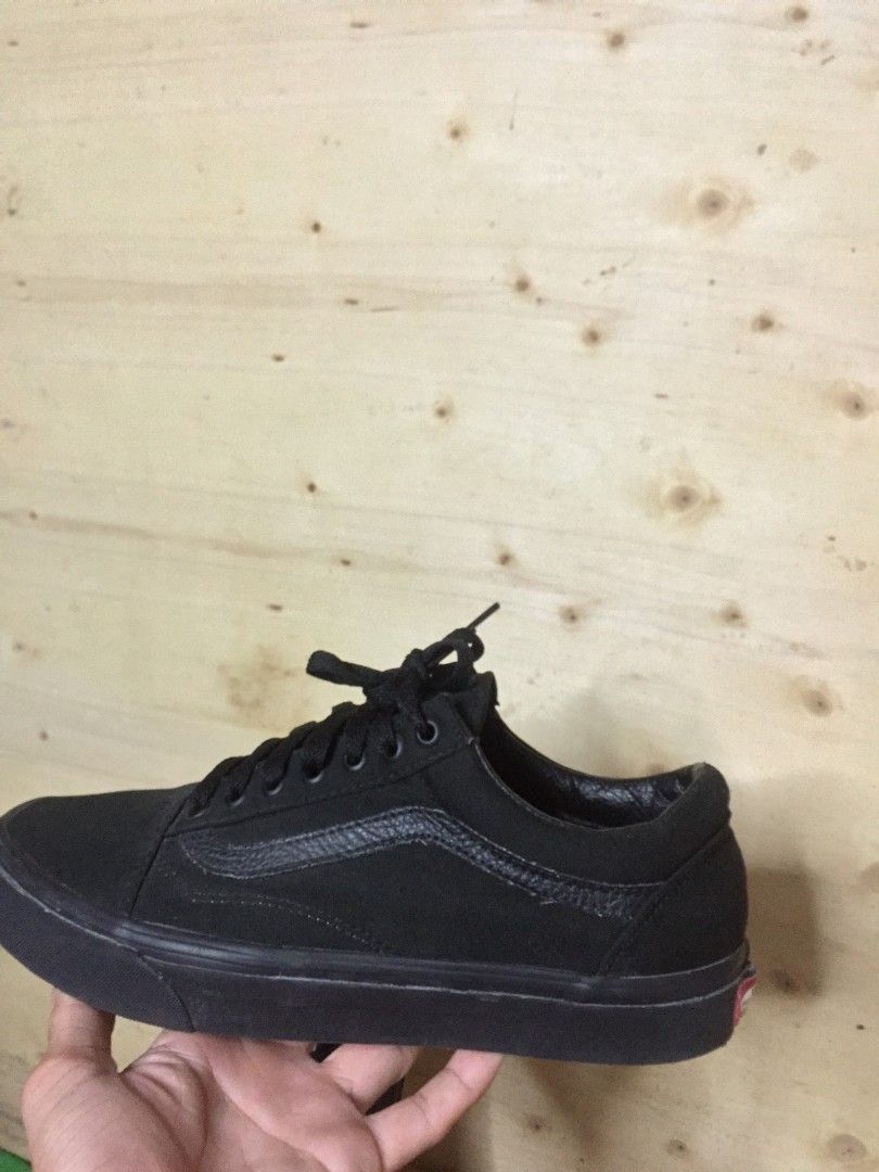Vans triple black, Men's Fashion, Footwear, Sneakers on Carousell