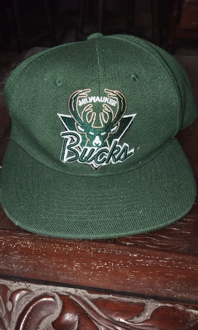 Vintage Milwaukee Bucks Cap, Men's Fashion, Watches & Accessories, Caps ...