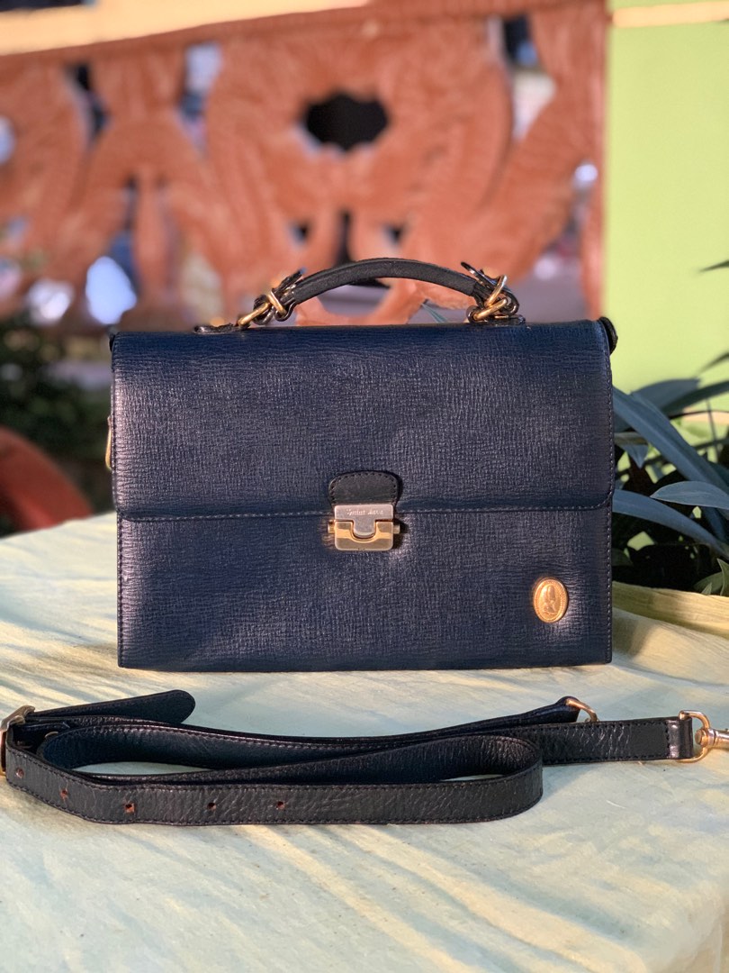 Vintage Saint Jack, Women's Fashion, Bags & Wallets, Cross-body Bags on ...