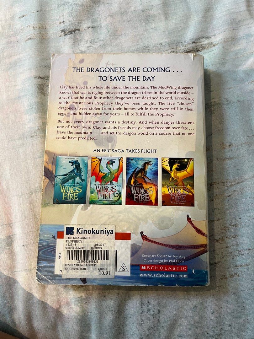 wings of fire book 1 and 2, Hobbies & Toys, Books & Magazines, Fiction ...