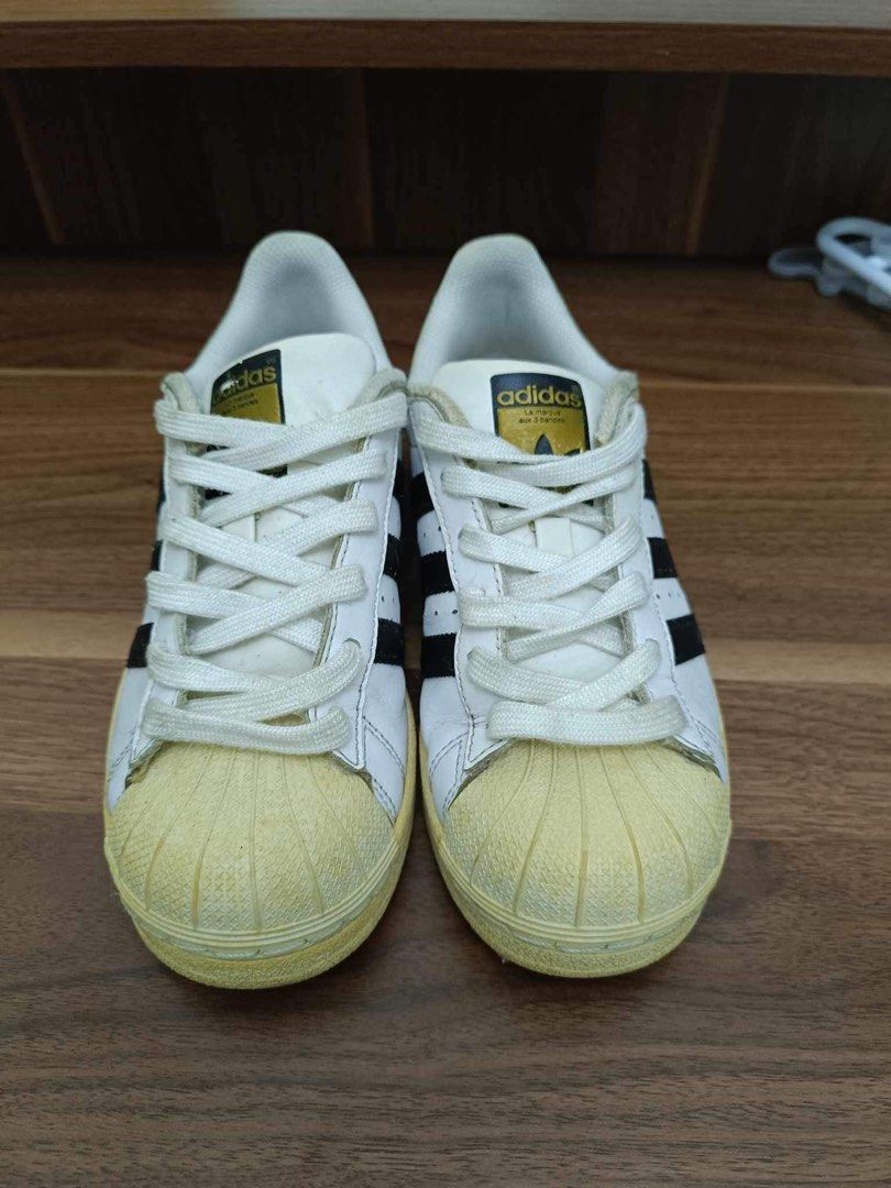 Adidas Superstar Classic, Women's Fashion, Footwear, Sneakers on Carousell