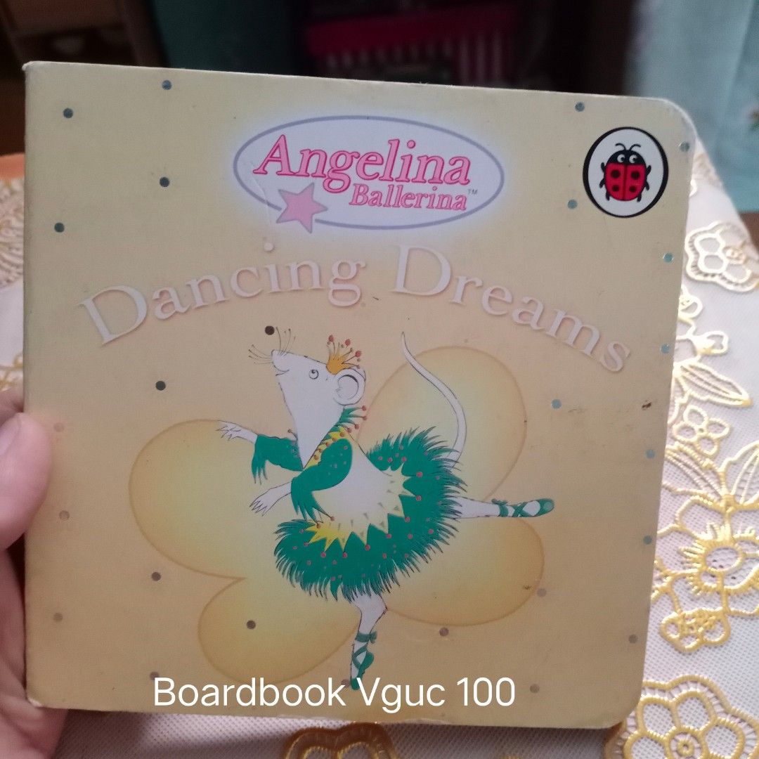 Angelina Ballerina Dancing Dreams, Hobbies & Toys, Books & Magazines ...
