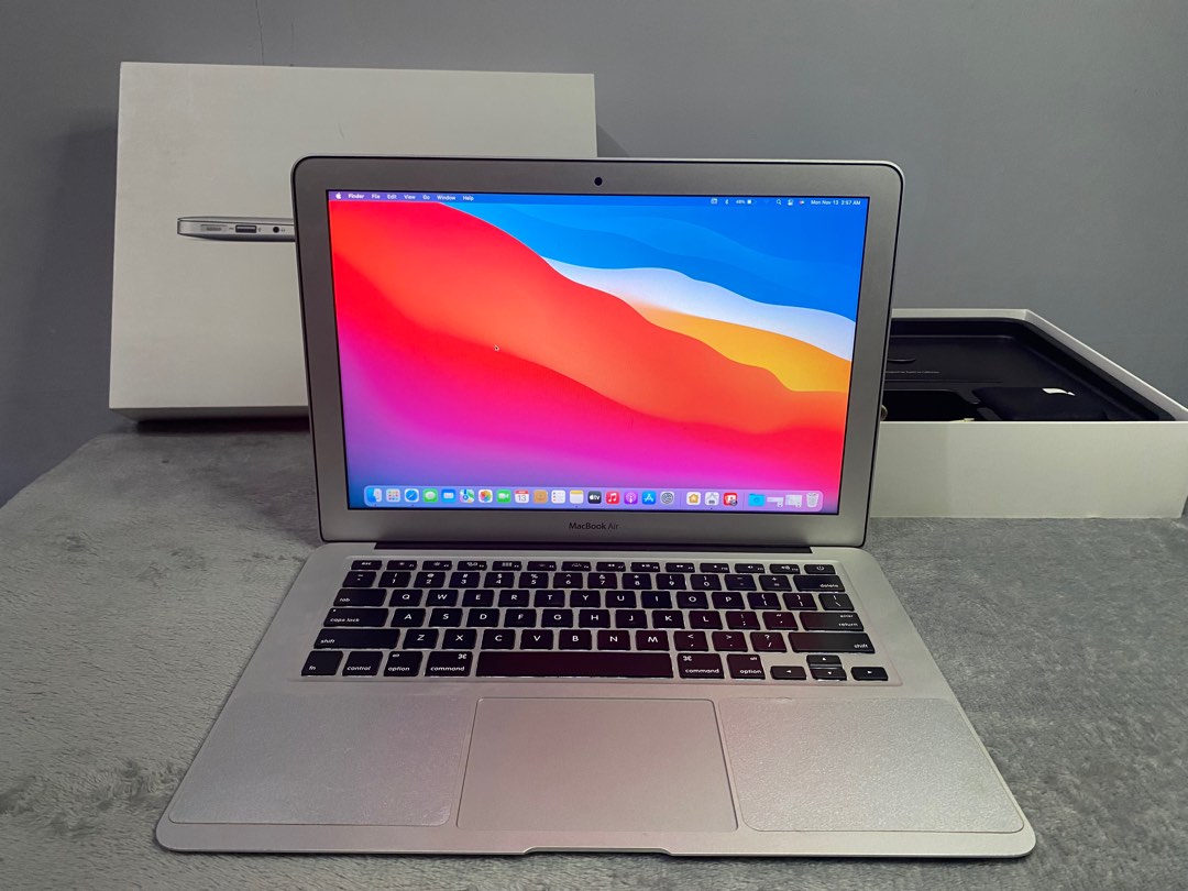 Apple MacBook Air 2017 Complete Silver, Computers & Tech, Laptops ...