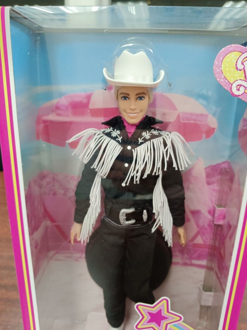 [僅限兩隻] Barbie The Movie - Ken in Cowboy Outfit, 興趣及遊戲, 玩具 & 遊戲類 - Carousell