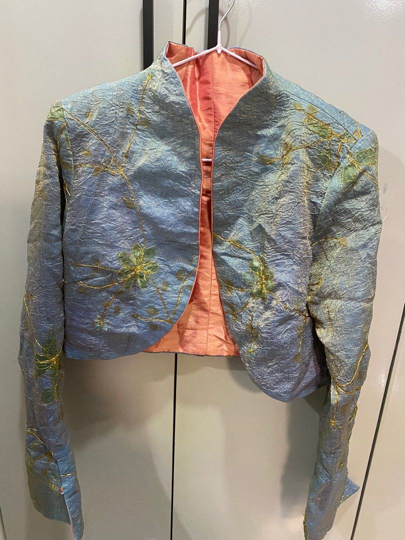 Blazer/ bolero type, Women's Fashion, Tops, Blouses on Carousell