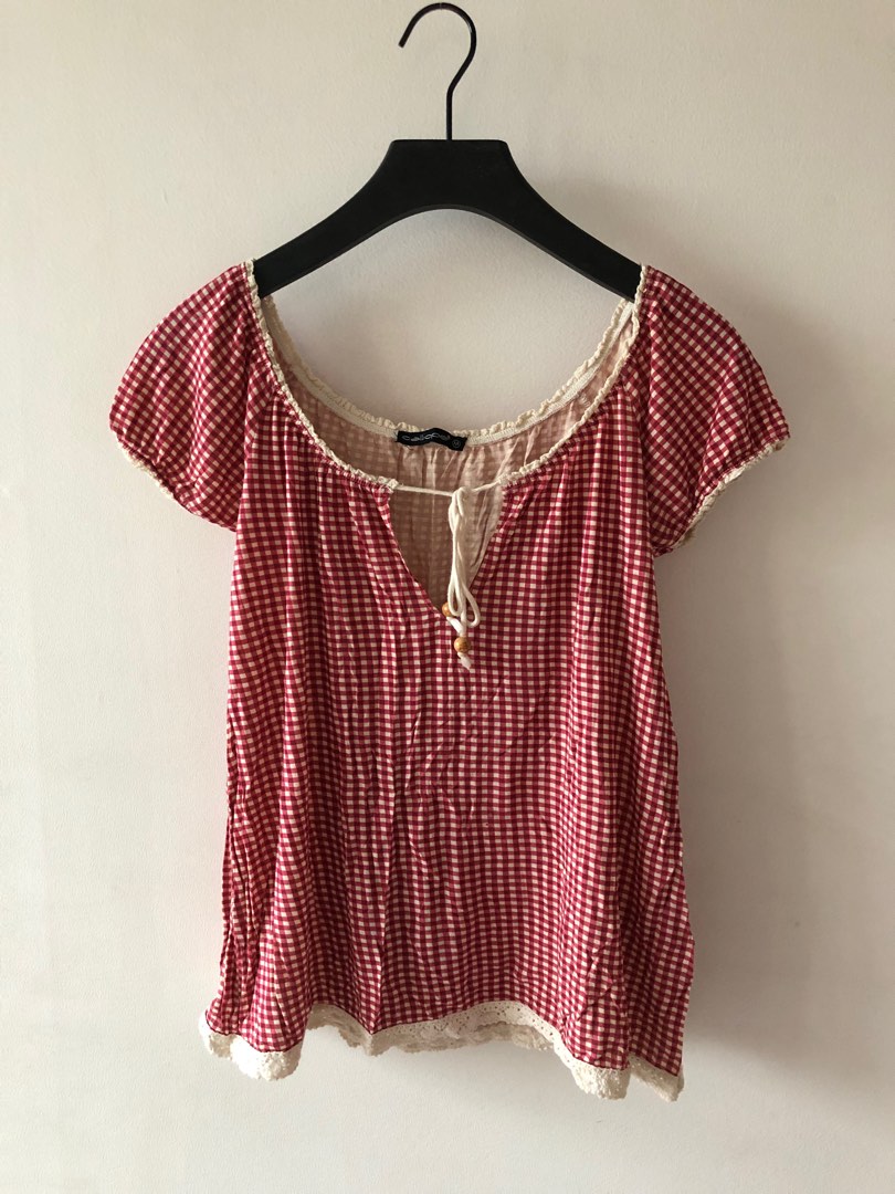 Calliope red checkered top, Women's Fashion, Tops, Blouses on Carousell