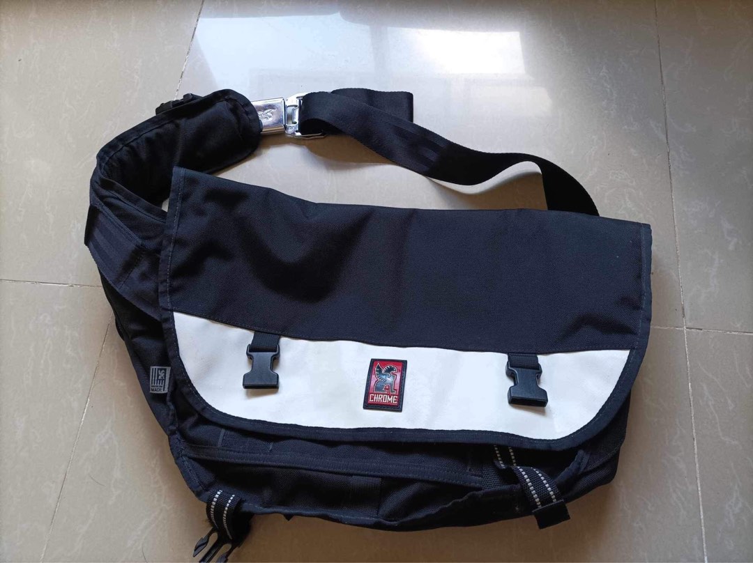 Chrome industries messenger bag, Men's Fashion, Bags, Sling Bags on ...