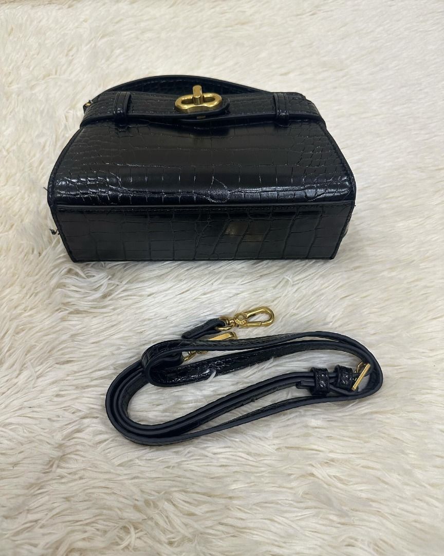 C&K Aubrielle Croc-Effect Top Handle Bag, Women's Fashion, Bags ...