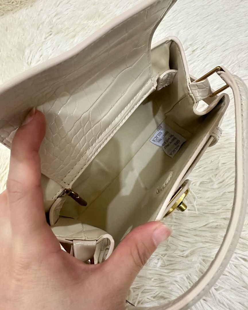 C&K Aubrielle Croc-Effect Top Handle Bag, Women's Fashion, Bags ...