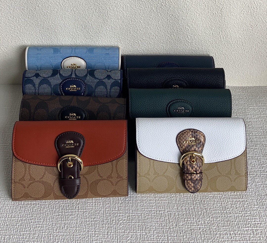 Coach grace wallet c8308, Women's Fashion, Bags & Wallets, Wallets ...