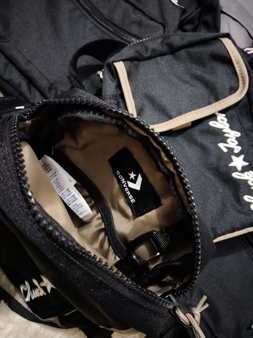 Converse Sling Bag Original and Brandnew, Men's Fashion, Bags, Sling ...