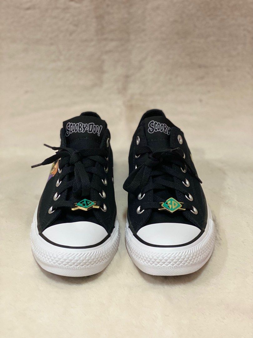 Converse x Scooby Doo Chuck Taylor Low Black/White 6.5UK, Luxury ...