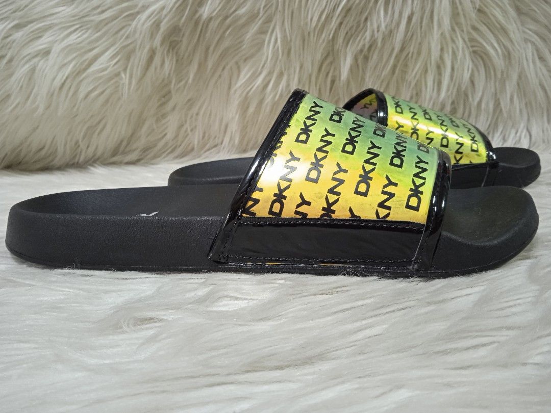 DKNY SLIDE, Men's Fashion, Footwear, Slippers & Slides on Carousell