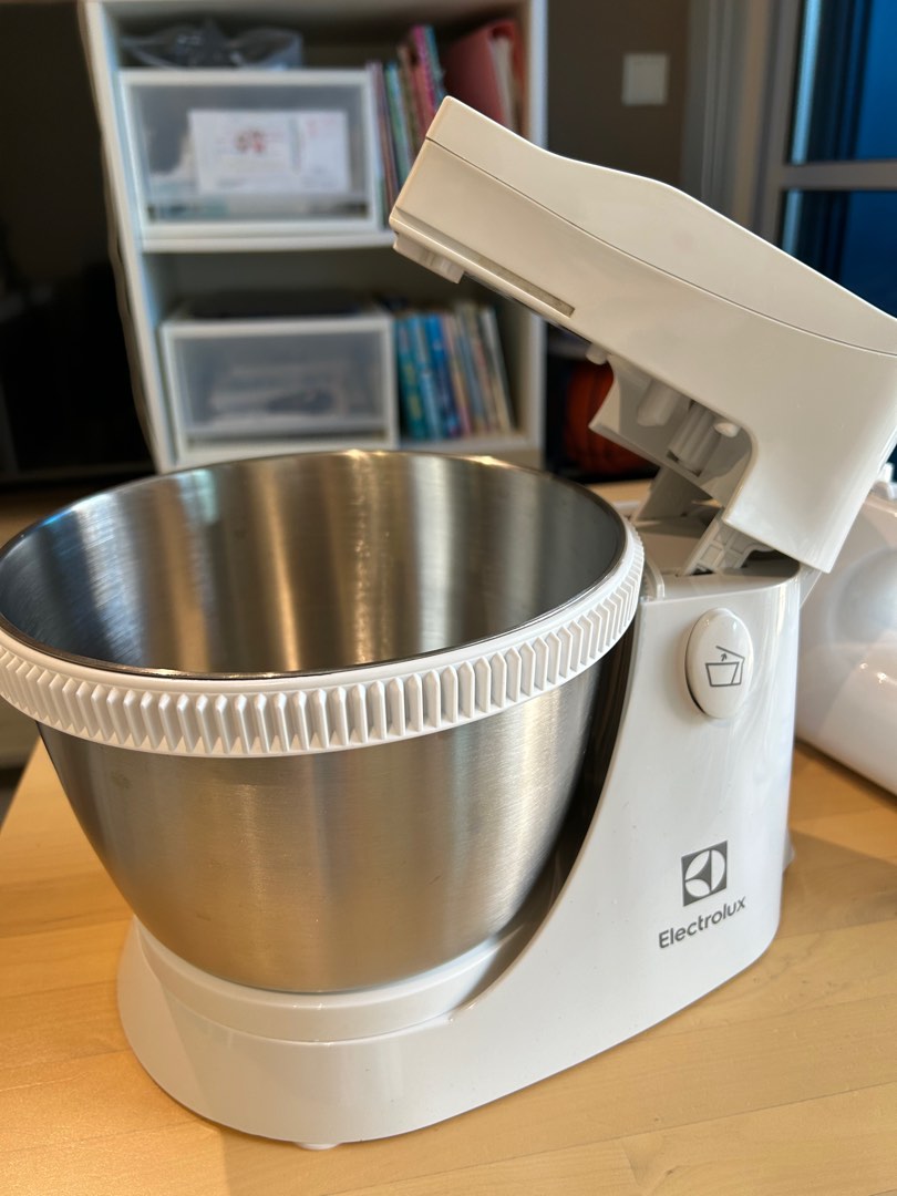 Electrolux 3.5L stand mixer, TV & Home Appliances, Kitchen Appliances ...