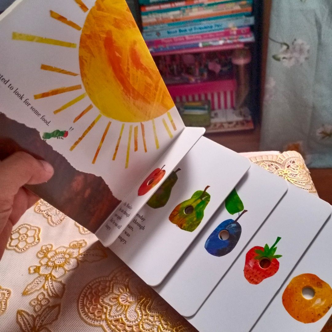 Eric Carle The Very Hungry Caterpillar boardbook, Hobbies & Toys, Books ...