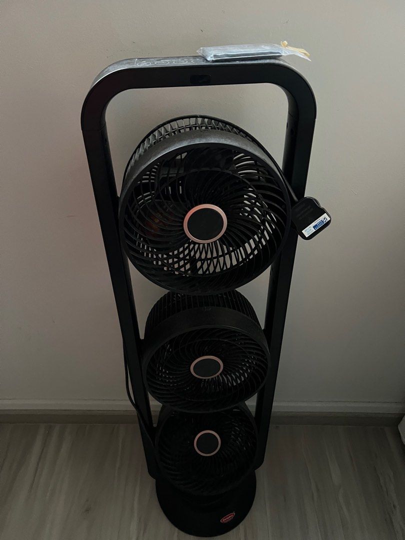 EuropAce trio turbo oscillating fan, TV & Home Appliances, Other Home ...
