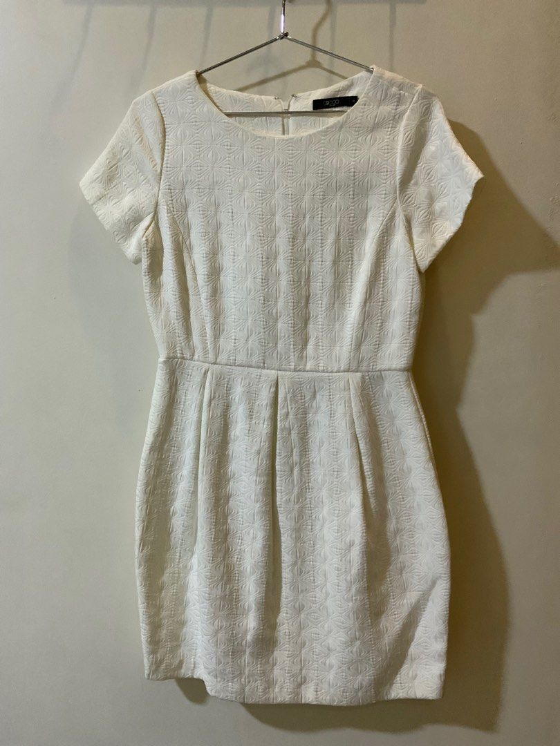 G2000 White Dress, Women's Fashion, Dresses & Sets, Dresses on Carousell