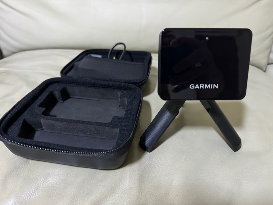 Garmin R10, Sports Equipment, Sports & Games, Golf on Carousell