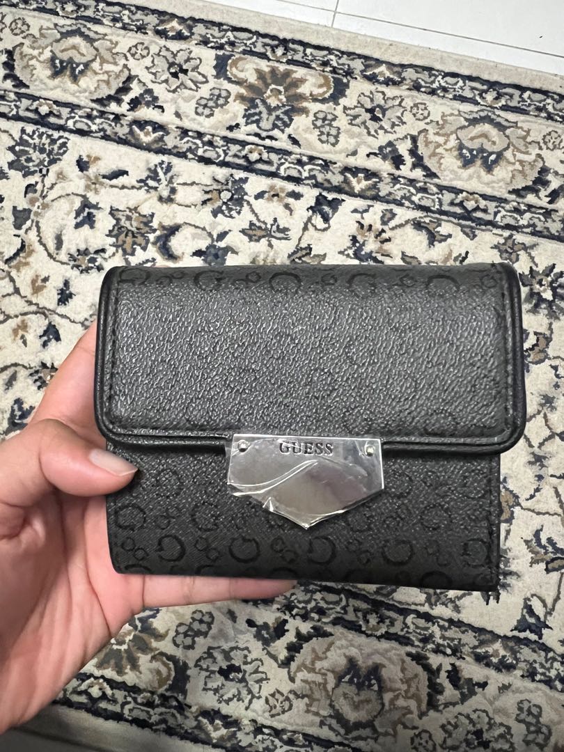 Guess Wallet, Women's Fashion, Bags & Wallets, Wallets & Card Holders ...