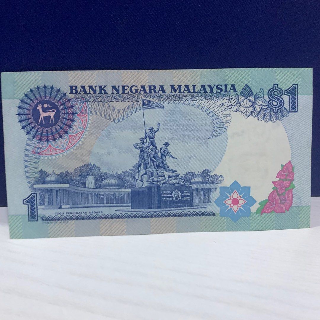 HA2027679 Old Note with silver thread Jaafar Hussein $1 $ 1 RM1 ...