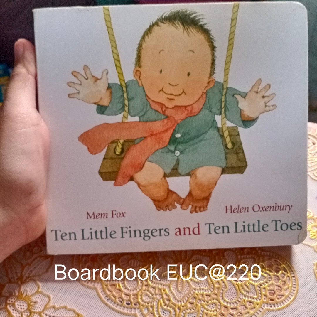 Helen Oxenbury Ten Little Fingers Boardbook, Hobbies & Toys, Books ...