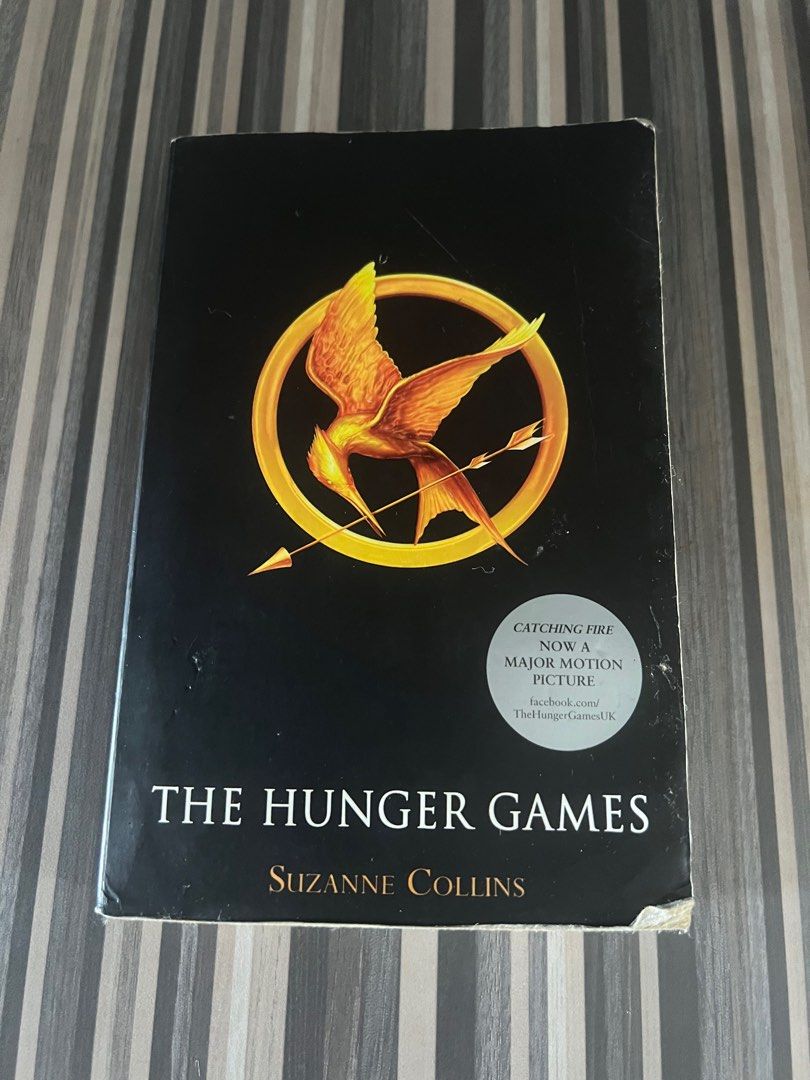 Hunger Games Book Trilogy, Hobbies & Toys, Books & Magazines, Fiction ...