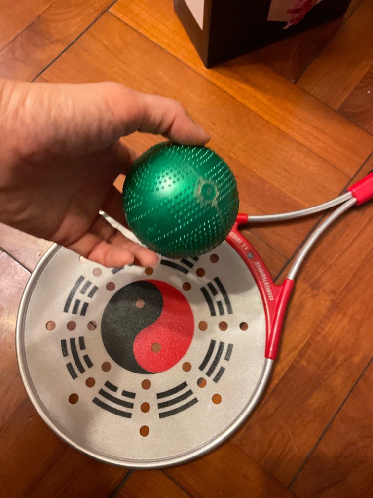 Korean racket & ball, 運動產品, 運動與體育, 運動與體育 - 球拍和球類運動 - Carousell