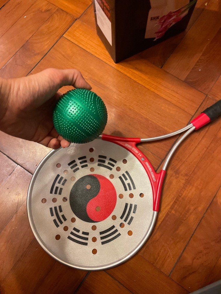 Korean racket & ball, 運動產品, 運動與體育, 運動與體育 - 球拍和球類運動 - Carousell
