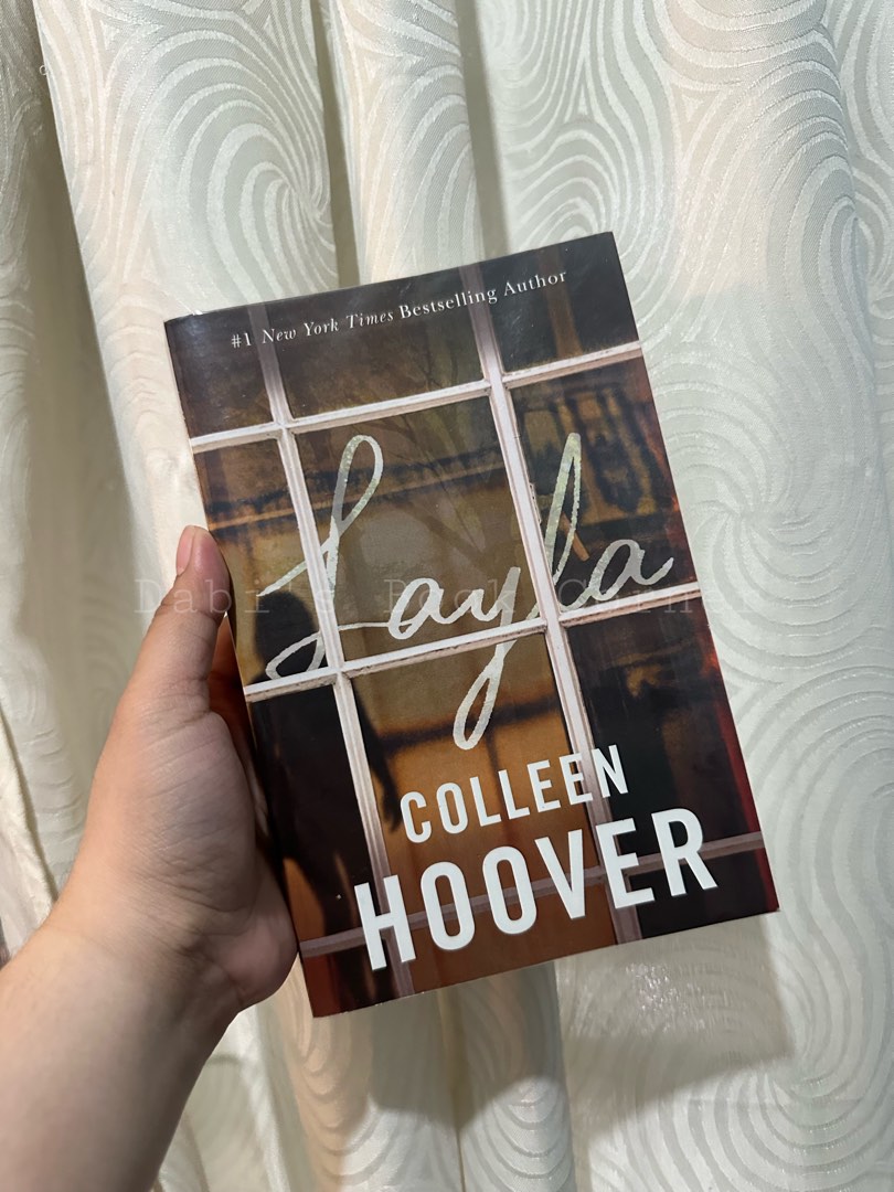 Layla by Colleen Hoover (preloved), Hobbies & Toys, Books & Magazines ...