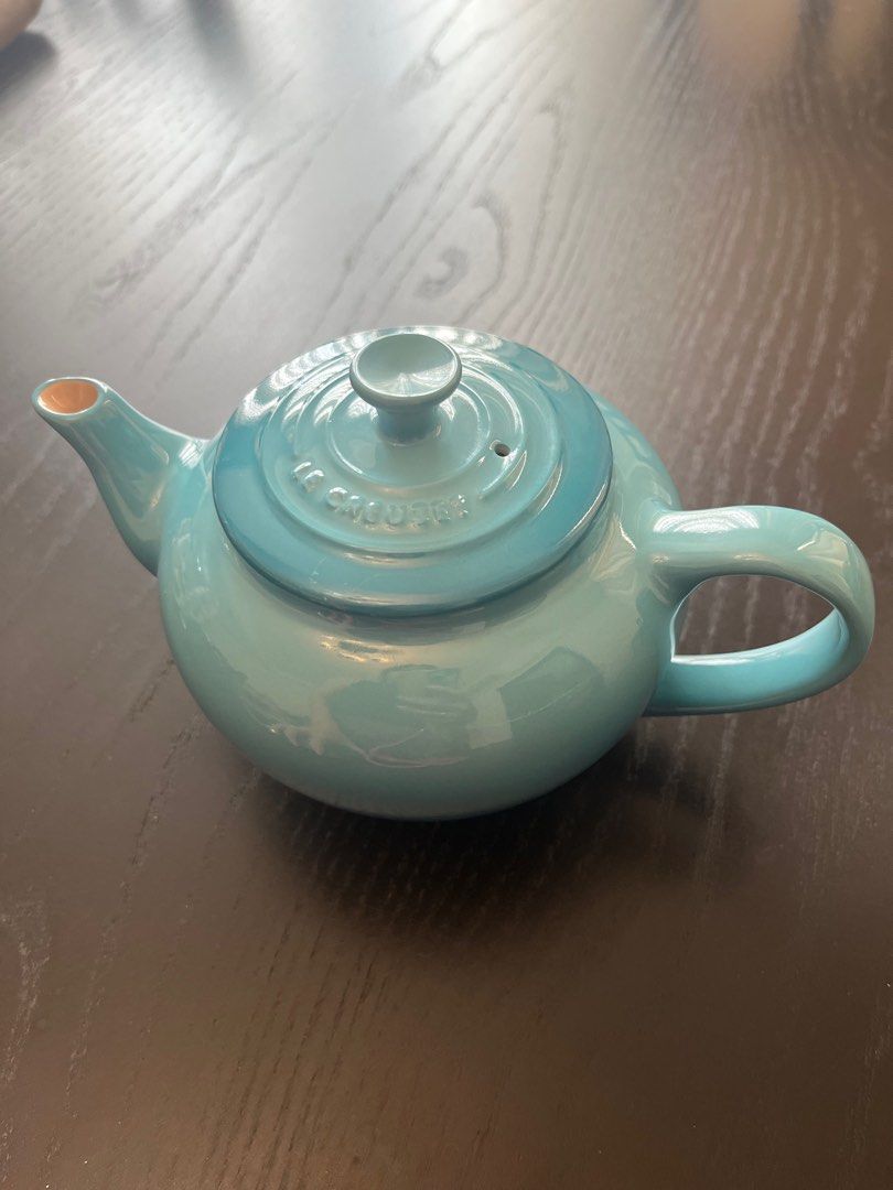 le creuset tea pot, Furniture & Home Living, Kitchenware & Tableware ...