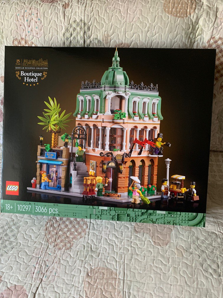 Lego 10297 boutique hotel, Hobbies & Toys, Toys & Games on Carousell
