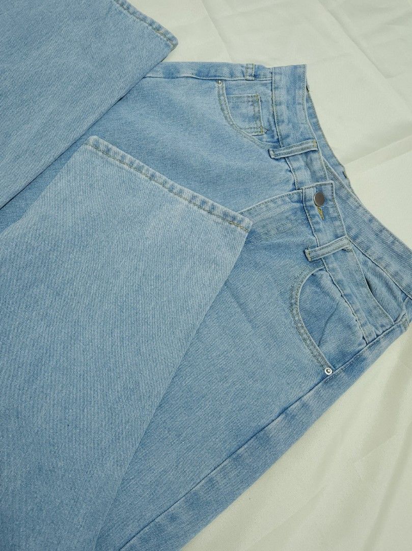 [LIKE NEW] Girl Almighty Crossed Jeans in Light Denim, Women's Fashion ...