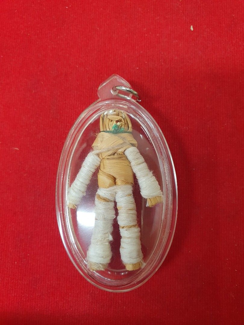 Lp innphan hoonpayong (hpy), Hobbies & Toys, Memorabilia & Collectibles ...