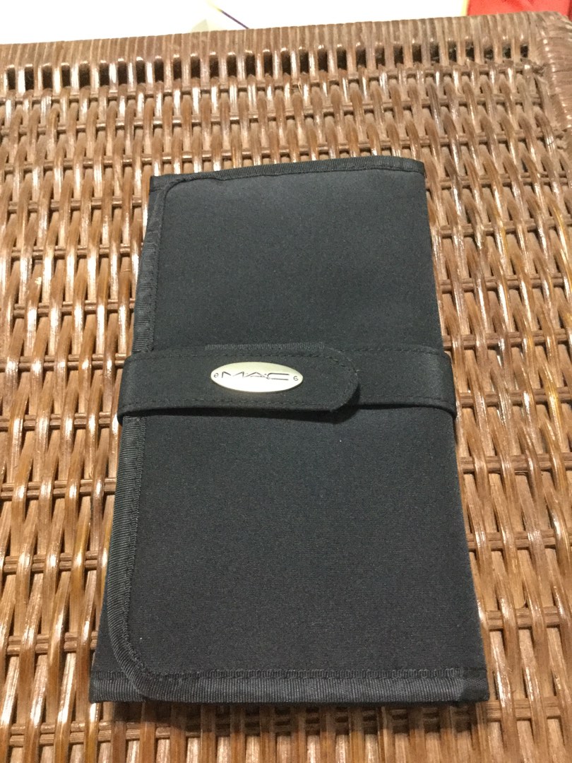 MAC Brush Roll/Holder, Beauty & Personal Care, Face, Makeup on Carousell