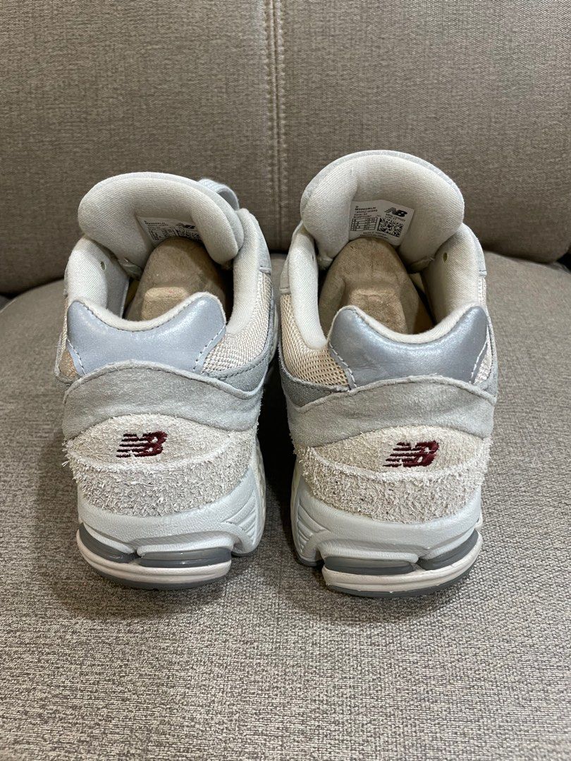 new balance M2002RLN 兔年限定 US6 24CM, 她的時尚, 鞋類, 運動鞋、球鞋在旋轉拍賣