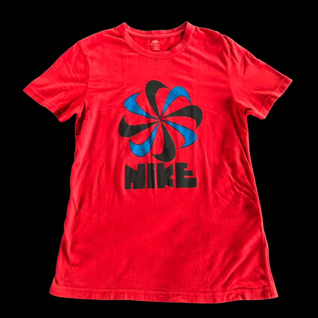 NIKE PINWHEEL, Men's Fashion, Tops & Sets, Tshirts & Polo Shirts on ...