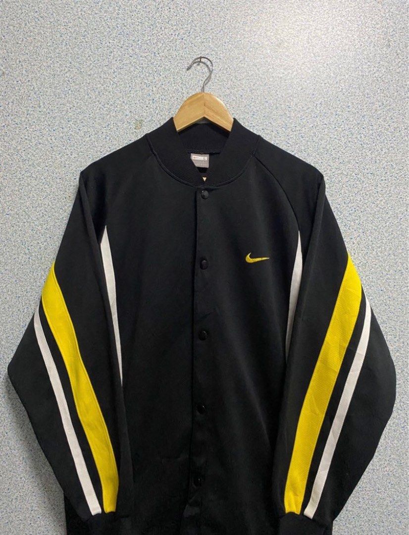 NIKE VARSITY JACKET, Men's Fashion, Coats, Jackets and Outerwear on ...