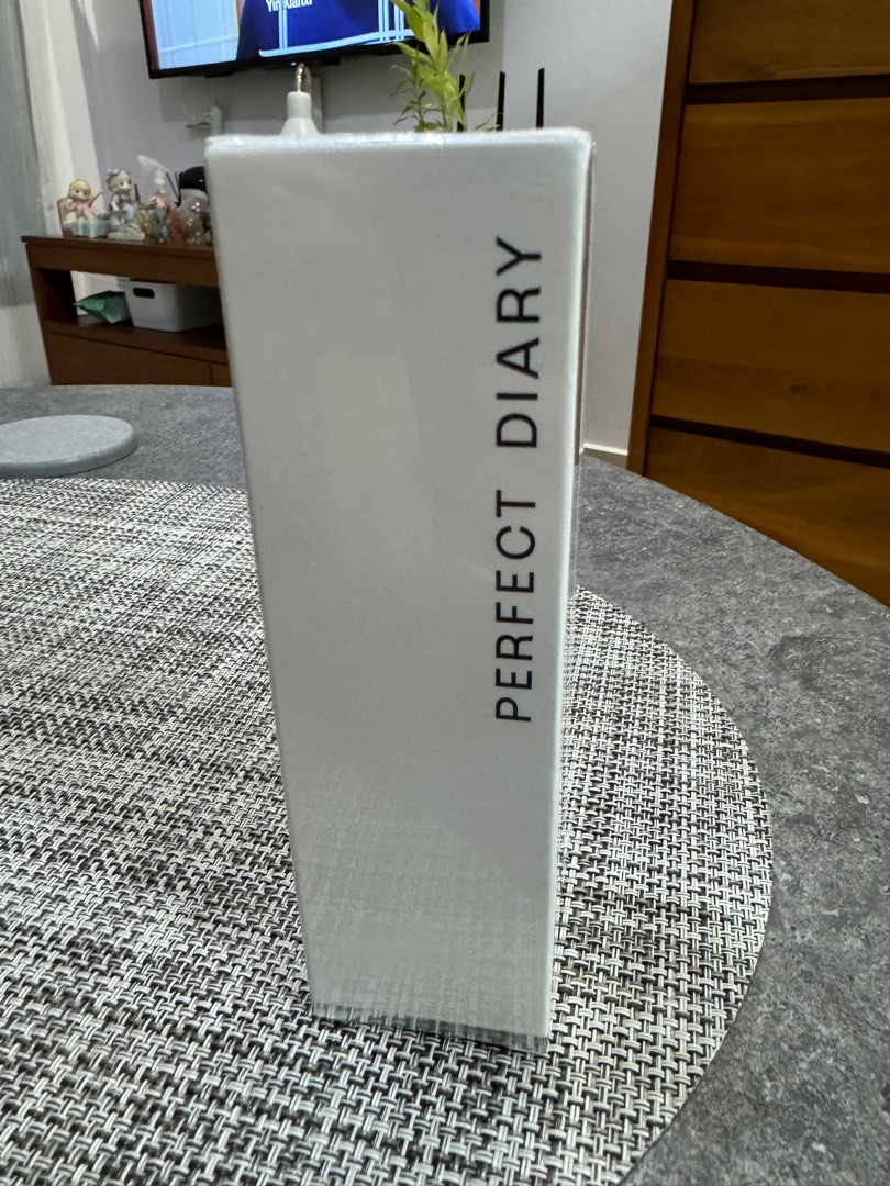 Perfect Diary moisturizing UV shield cream SPF50+, Beauty & Personal ...