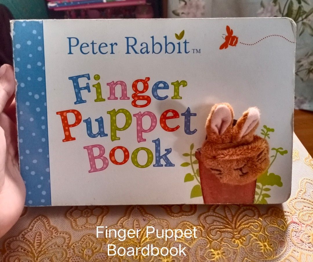 Peter Rabbit Finger Puppet Boardbook, Hobbies & Toys, Books & Magazines ...