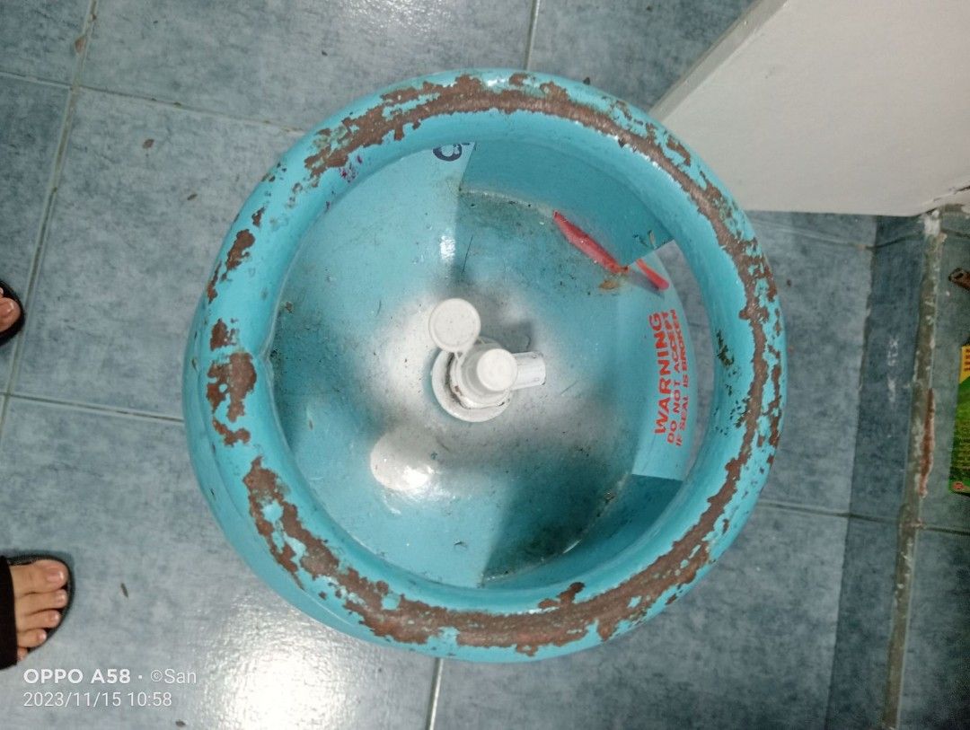 Petron gasul tank, TV & Home Appliances, Kitchen Appliances, Cookers on ...