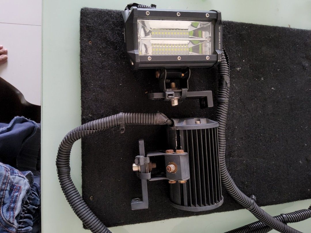 Prime mover service light, Car Accessories, Electronics & Lights on ...