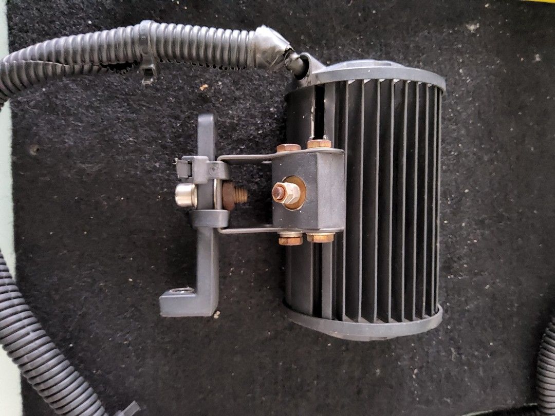 Prime mover service light, Car Accessories, Electronics & Lights on ...