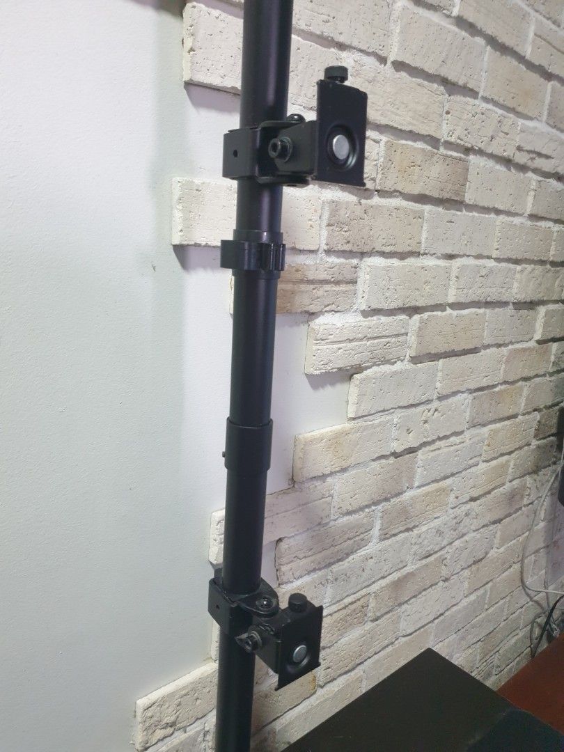 Prism+ Vantage Vertical Dual Monitor Mounts, Computers & Tech, Parts ...