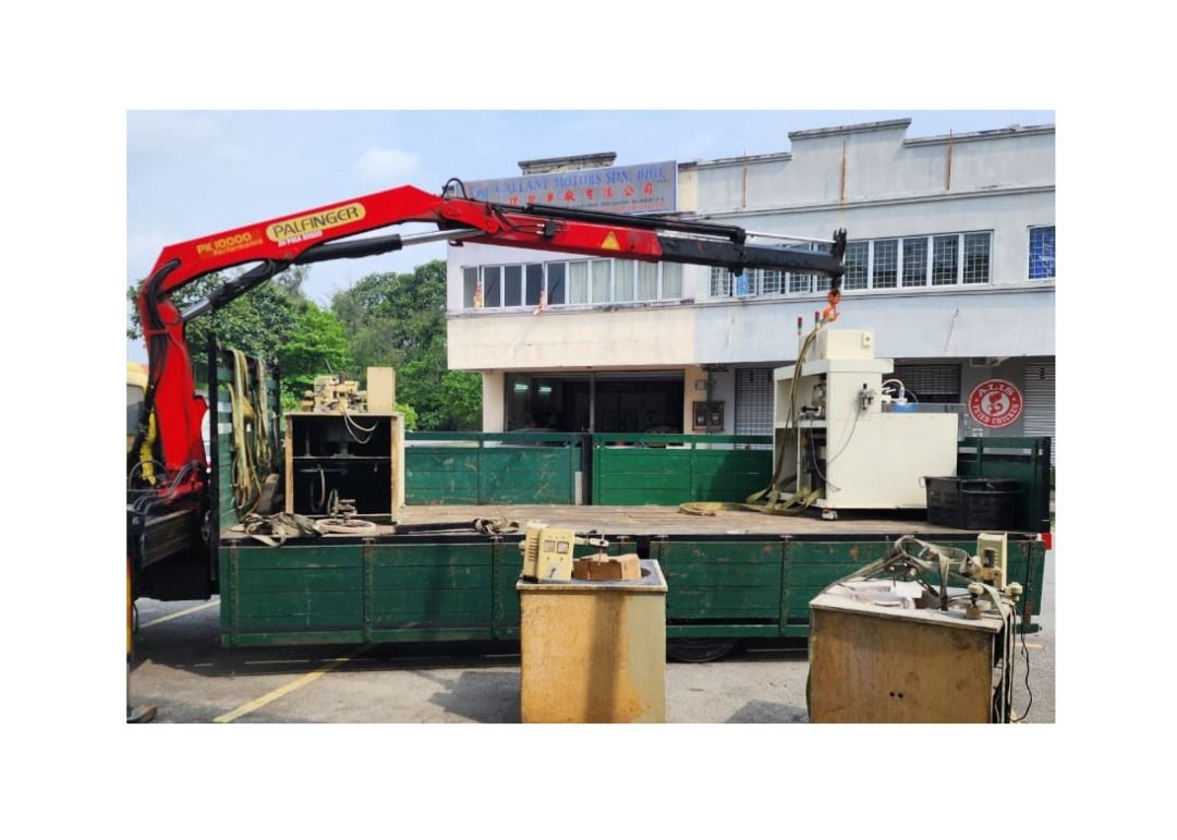 RENT LORRY CRANE + OPERATOR (2T - 12T), Cars, Vehicle Rentals on Carousell