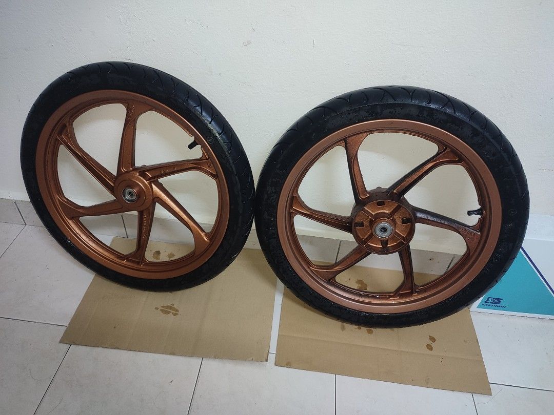 Rim V8 SE, Motorbikes on Carousell