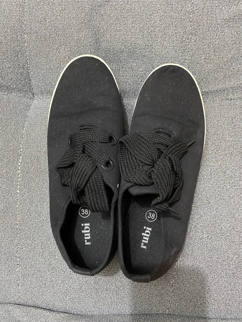 Rubi black sneakers, Women's Fashion, Footwear, Sneakers on Carousell