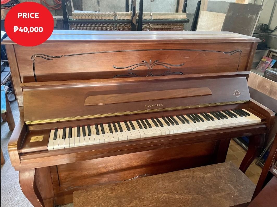 Samick upright piano, Hobbies & Toys, Music & Media, Musical ...