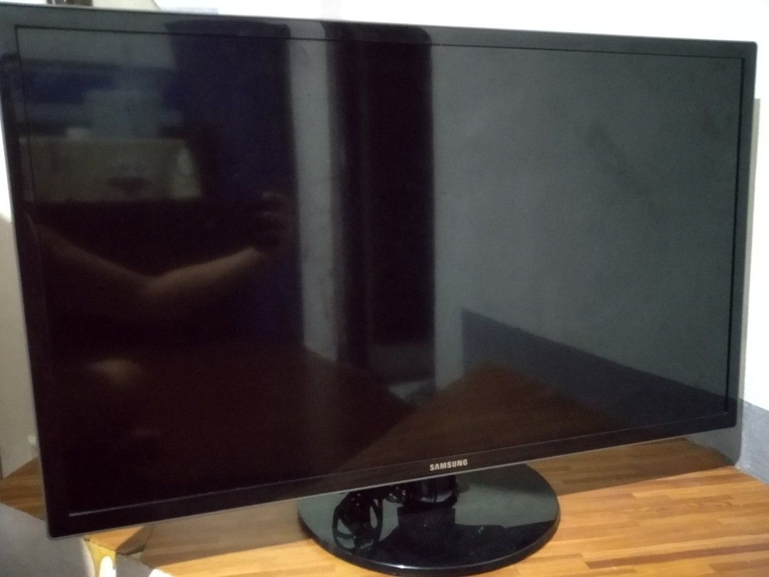 Samsung Led TV 24 inch, TV & Home Appliances, TV & Entertainment, TV on ...